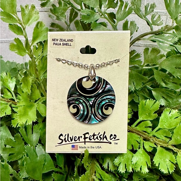 Silver Fetish Co | Jewelry | Paua Shell Pendant Necklace | Poshmark